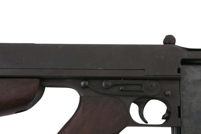 LOT:166 | A WWII ISSUE THOMPSON 1928 AUTOMATIC SUBMACHINE GUN ...